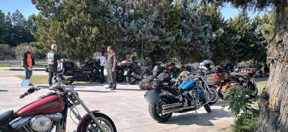 Χαλκιδική: «Απόβαση» μοτοσικλετιστών με εντυπωσιακές Harley Davidson (φώτο)
